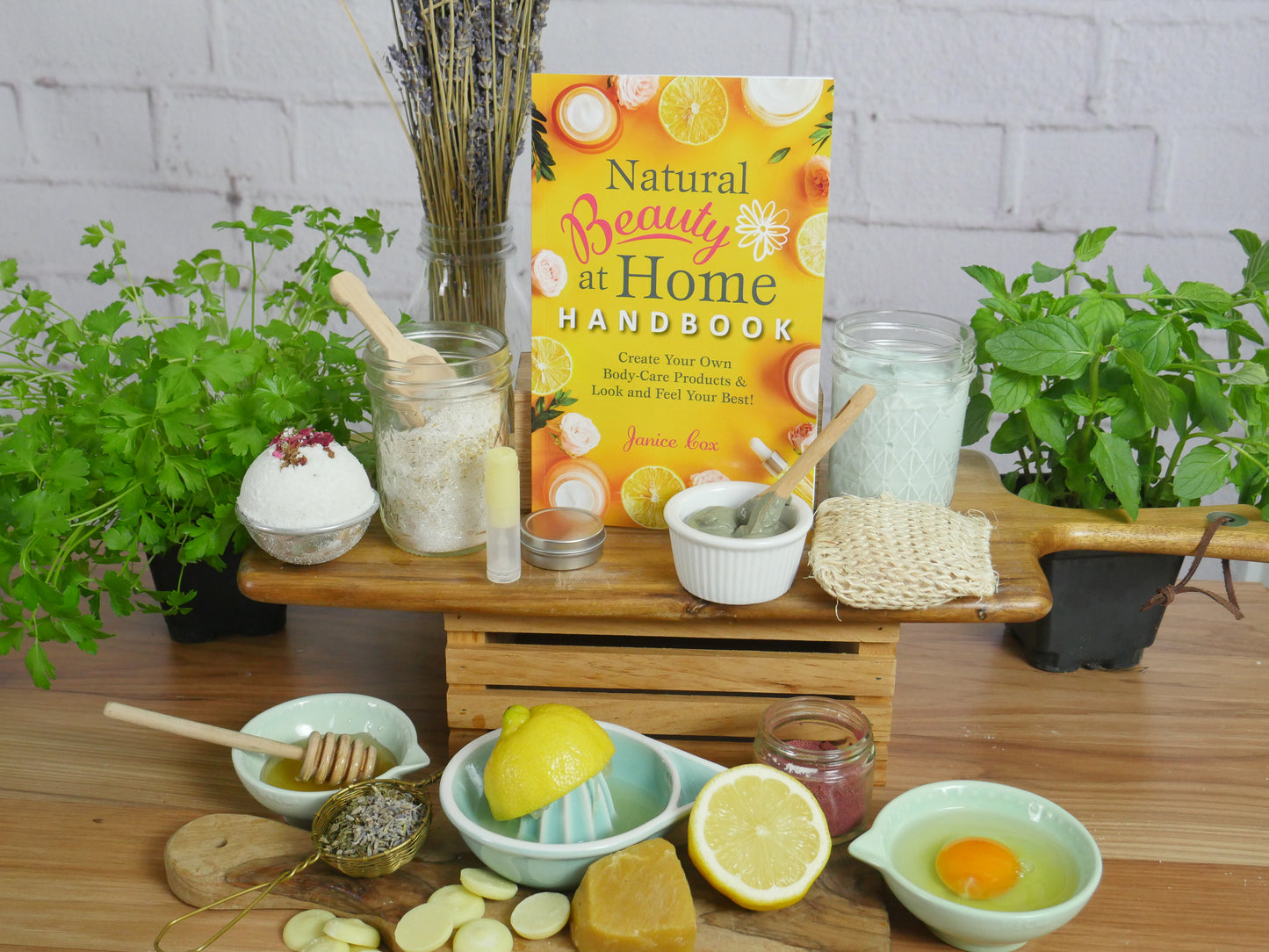 NATURAL BEAUTY AT HOME HANDBOOK – Mother Earth News